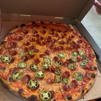 LOOSIES PIZZA - Updated December 2024 - 146 Photos & 182 Reviews - 300 ...