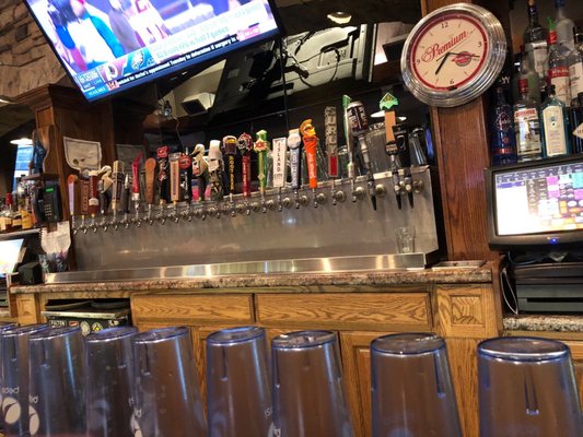KELLY’S TAPHOUSE BAR & GRILL - 107 Photos & 121 Reviews - Bars - 1530 ...