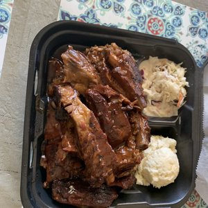 LAURAS TWO - 78 Photos & 48 Reviews - Soul Food - 1904 W University Ave ...