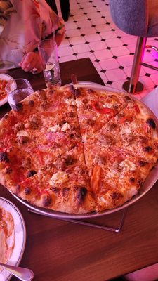 SERGIOLINO - Updated November 2024 - 15 Photos - 1955 Rue Claude-Gagné ...