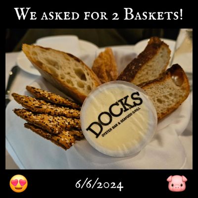 DOCKS OYSTER BAR - Updated July 2025 - 913 Photos & 819 Reviews - 633 ...