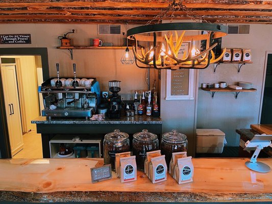 RIGHTEOUS GROUNDS COFFEE ROASTERS - Updated April 2025 - 37 Photos & 24 ...