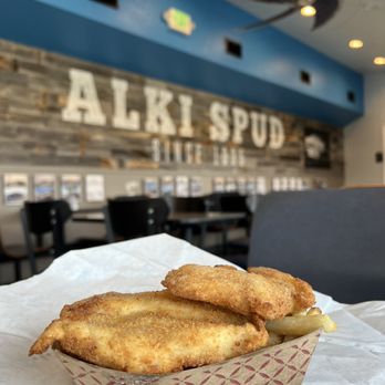 SPUD FISH & CHIPS - Updated May 2024 - 448 Photos & 550 Reviews - 2666 ...