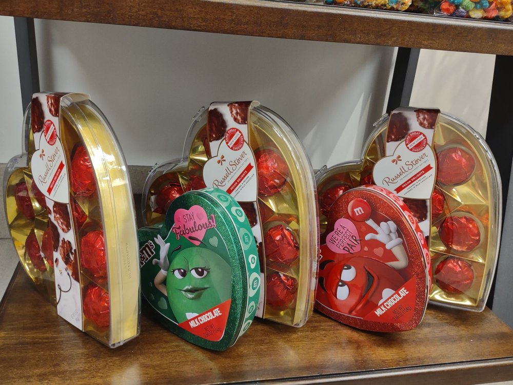 KAY’S KOMPLIMENTS OF MICHIGAN - GREAT LAKES CROSSING OUTLETS - Updated ...