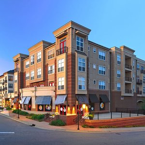 REDPOINT RALEIGH - Updated August 2025 - 40 Photos & 15 Reviews - 10 ...