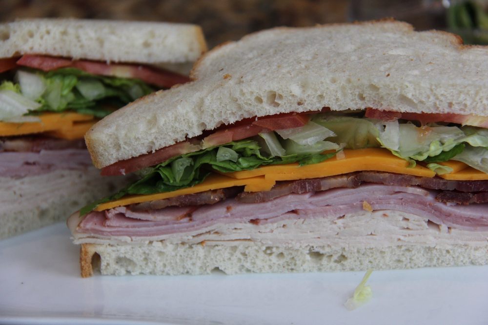 METROPOLITAN DELI AND CAFE - Updated February 2025 - 30 Photos & 18 ...