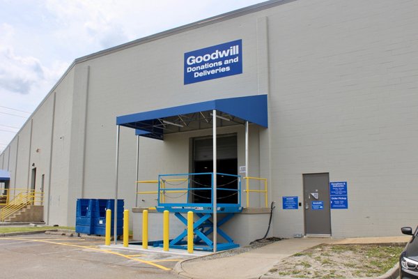 GOODWILL OF CENTRAL AND COASTAL VIRGINIA OUTLET - Updated November 2024 ...