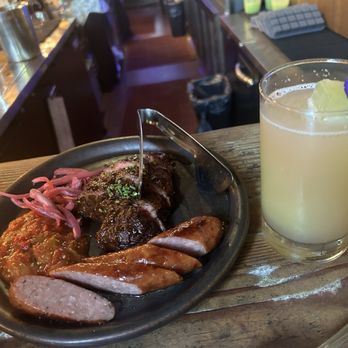 LECHON - Updated July 2024 - 4767 Photos & 1975 Reviews - 113 SW Naito ...