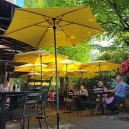 TUCCI - Updated July 2025 - 150 Photos & 320 Reviews - 220 A Ave, Lake ...