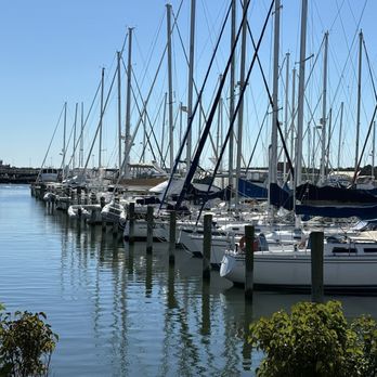 SURF RIDER EAST BEACH - Updated January 2026 - 217 Photos & 97 Reviews ...