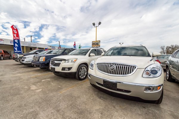 HERNANDEZ AUTO SALES - Updated December 2025 - 21 Photos - 2304 E Main ...