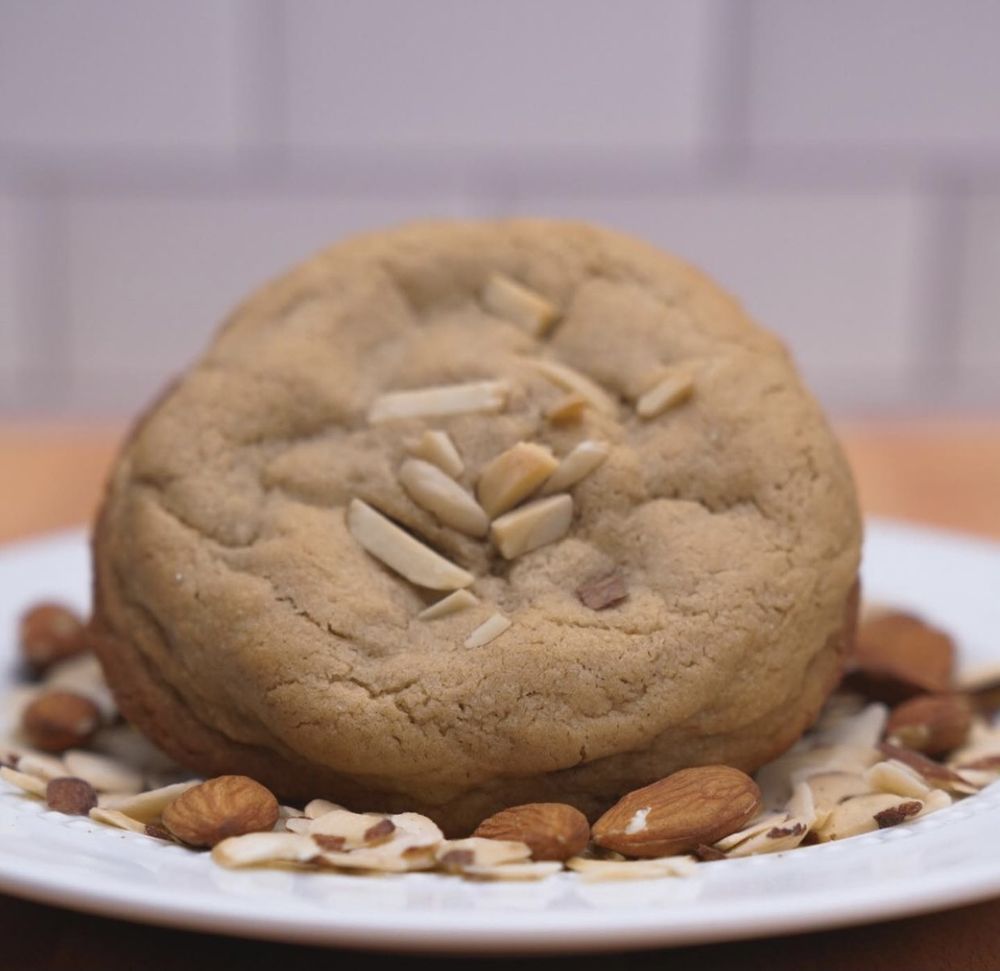 OVER THE MOON COOKIES - Updated May 2025 - 11 Photos - 24-26 47th St ...