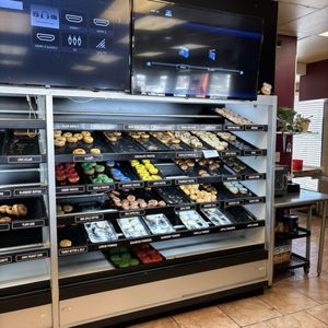 DONUT MART CAFE - Updated December 2025 - 34 Photos & 13 Reviews - 6400 ...