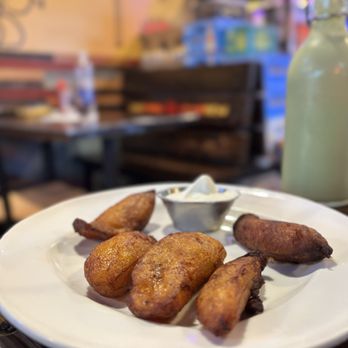 CAVEMAN KITCHEN - Updated October 2025 - 466 Photos & 694 Reviews - 102 ...