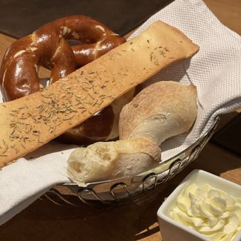 WALLISER STUBE - Updated December 2025 - 117 Photos & 62 Reviews - 111 ...