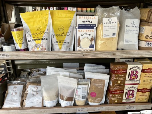 GJUSTA GROCER - Updated August 2024 - 41 Photos & 28 Reviews - 105 ...