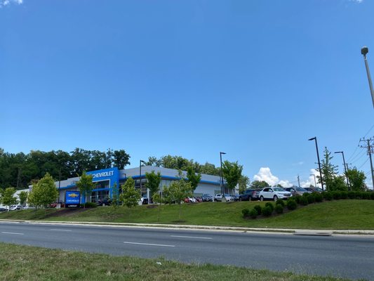 LINDSAY CHEVROLET OF WOODBRIDGE - Updated June 2025 - 62 Photos & 580 ...