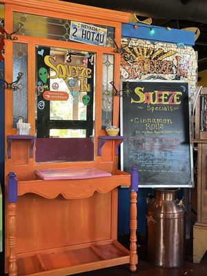 SQUEEZE IN - Updated December 2025 - 607 Photos & 673 Reviews - 25 ...