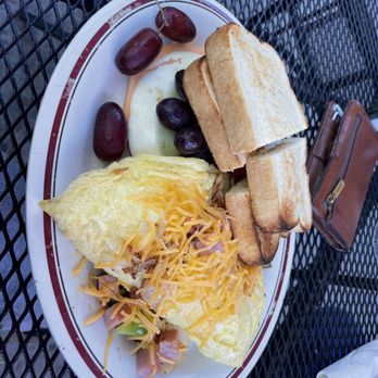 RED KETTLE - Updated October 2024 - 525 Photos & 599 Reviews - 54220 N ...