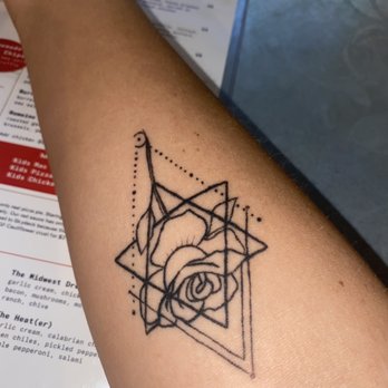 DESERT ROSE TATTOO PARLOR - Updated December 2025 - 155 Photos & 42 ...