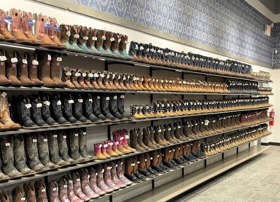 BOOT BARN - 20 Photos - 2975 Concord Rd, York, Pennsylvania - Men's ...