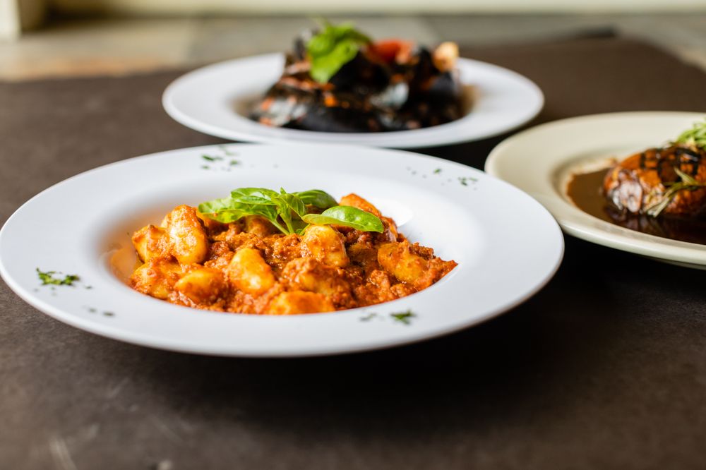 LUKA’S ITALIAN CUISINE - Updated September 2024 - 239 Photos & 248 ...