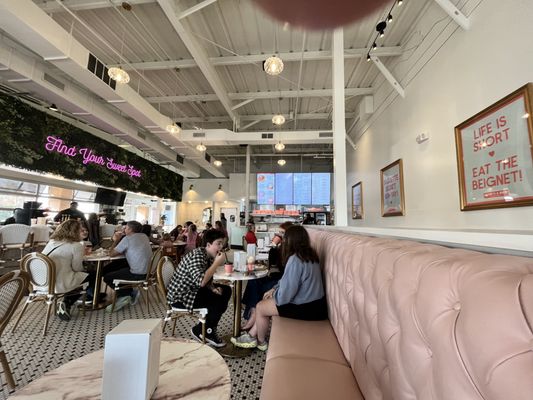 BEIGNETS & BREW - Updated November 2025 - 112 Photos & 44 Reviews ...