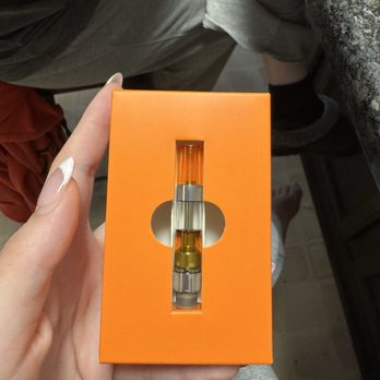 PUFF UTICA - Updated November 2025 - 15 Photos & 60 Reviews - 44825 Van ...