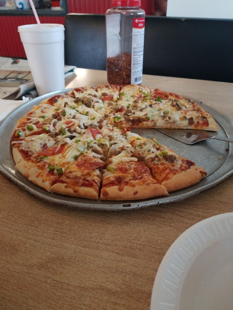 THE HOP - 12 Photos & 35 Reviews - American (Traditional) - 14801 State ...