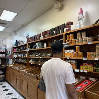 SOUTHERN CANDYMAKERS - Updated December 2025 - 402 Photos & 442 Reviews ...