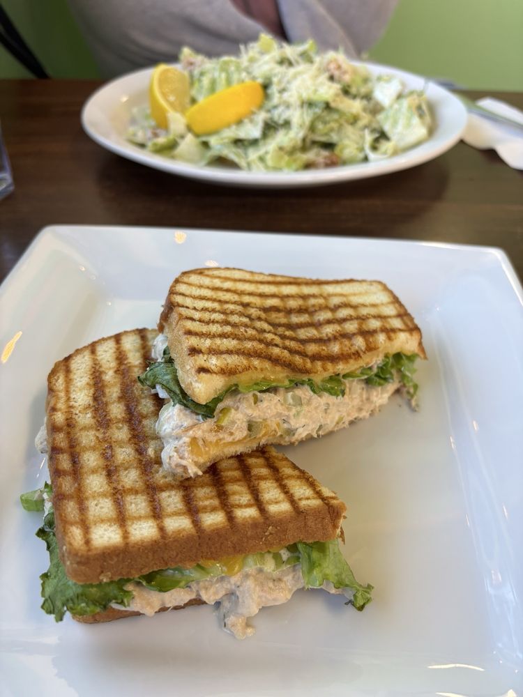 LEANDRO’S CAFE & BISTRO - Updated September 2025 - 300 S Columbia St ...