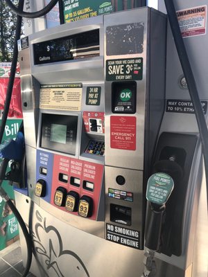 HARRIS TEETER FUEL - Updated August 2025 - 20 Photos - 412 Mercantile ...