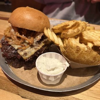 M.L.ROSE CRAFT BEER & BURGERS - Updated September 2025 - 224 Photos ...