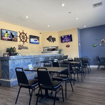 HAPPY SNAPPER SEAFOOD RESTAURANT - Updated June 2024 - 985 Photos & 501 ...