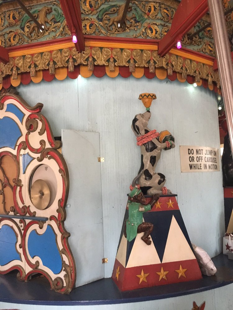 Central Park Carousel, New York | Roadtrippers