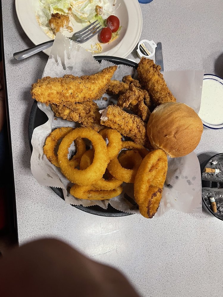 CAFE USA - Updated October 2025 - 34 Photos & 54 Reviews - 725 S ...