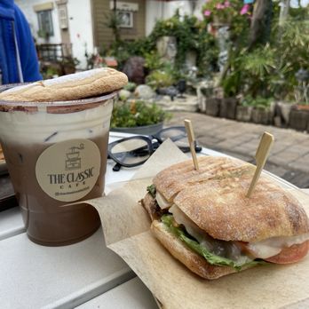 THE CLASSIC CAFE - Updated April 2025 - 630 Photos & 253 Reviews - 419 ...