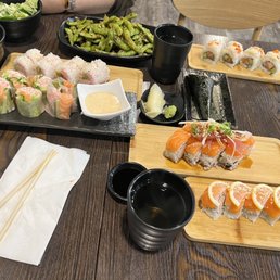 ANGRY FISH SUSHI - Updated July 2024 - 2143 Photos & 1192 Reviews ...