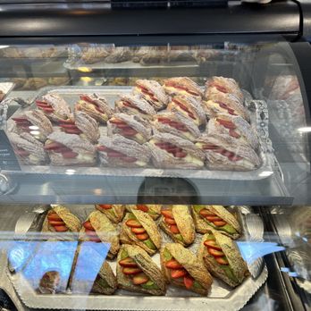 JAPONAISE BAKERY AND CAFE - Updated June 2024 - 639 Photos & 525 ...