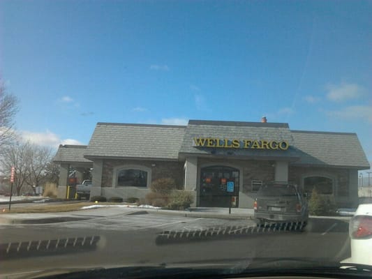 WELLS FARGO BANK - Updated September 2025 - 925 County Rd 42 W ...