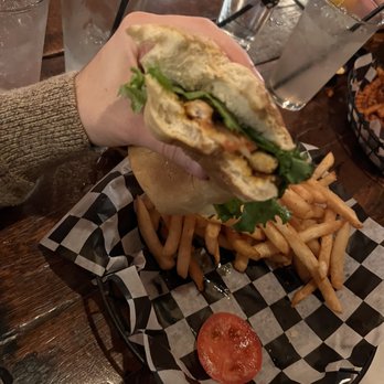 DIGBY’S PUB AND PATIO - Updated April 2024 - 231 Photos & 126 Reviews ...