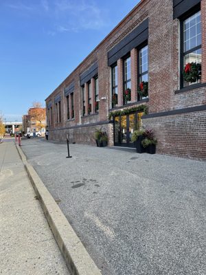 CAPITAL TURNAROUND - Updated July 2025 - 50 Photos & 11 Reviews - 770 M ...