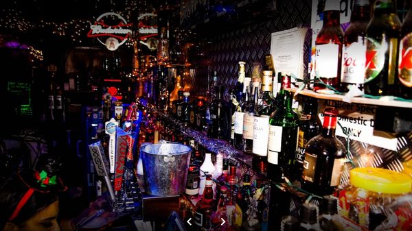 THE BREAK ROOM - Updated December 2025 - 147 Photos & 123 Reviews - 601 ...