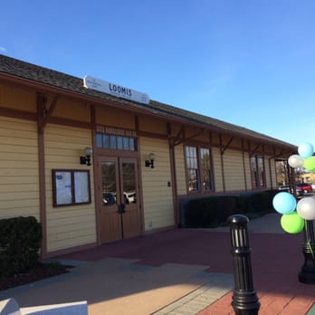 LOOMIS TRAIN DEPOT - Updated December 2025 - 20 Photos - 5775 Horseshoe ...