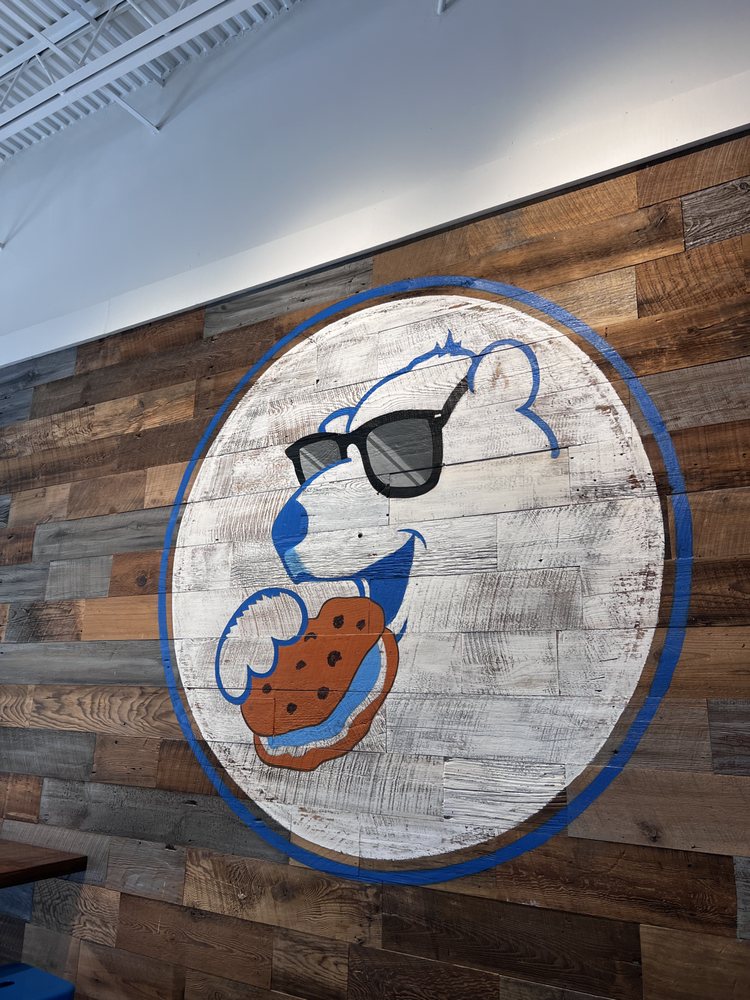 THE BAKED BEAR - Updated June 2025 - 40 Photos & 33 Reviews - 100 E ...