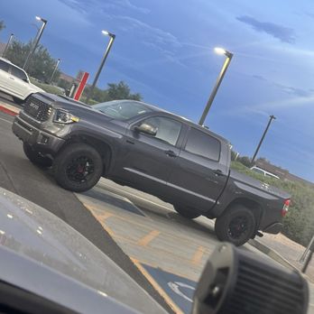 RIGHT TOYOTA - Updated September 2024 - 263 Photos & 1016 Reviews ...