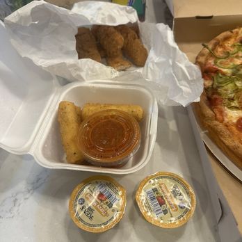 LOUIS PIZZA - Updated December 2025 - 24 Photos & 55 Reviews - 36 ...