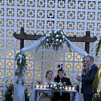 Same Day Service at Hart & Main - Updated April 2025 - 48 Photos - 20 ...