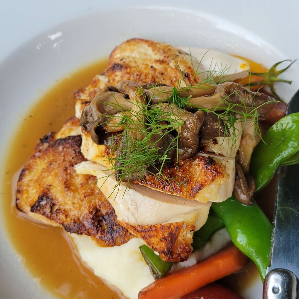 INN AT SHIP BAY - Updated July 2024 - 121 Photos & 119 Reviews - 326 ...