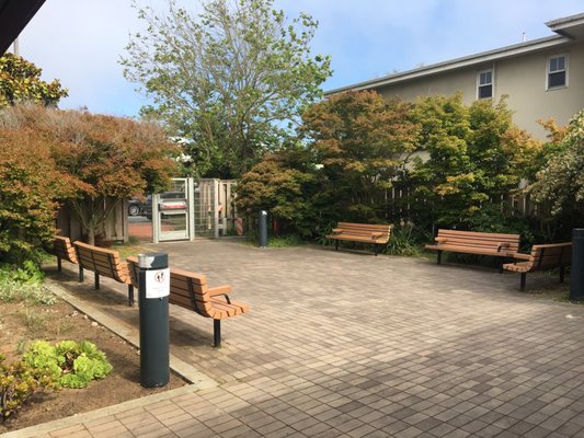 MERCED BRANCH LIBRARY - 37 Photos & 40 Reviews - 155 Winston Dr, San ...